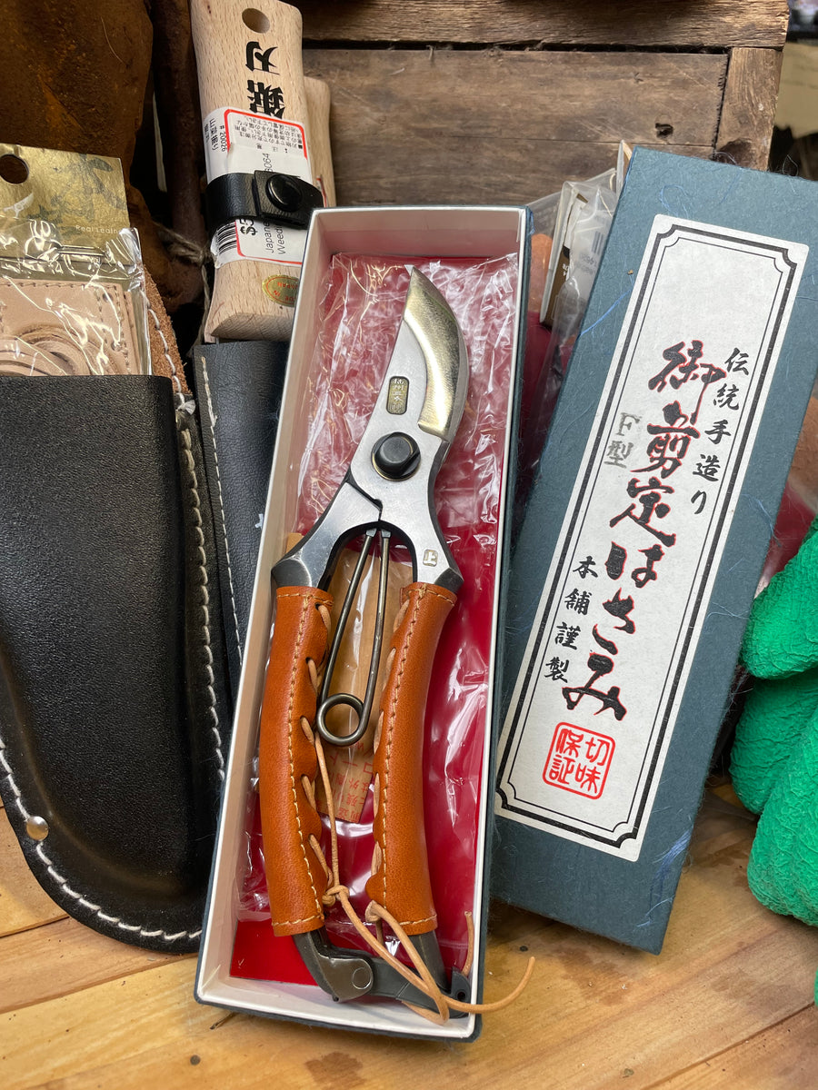 Japanese Handcrafted Secateurs High Carbon Steel Hand Laced Leather Ha ...