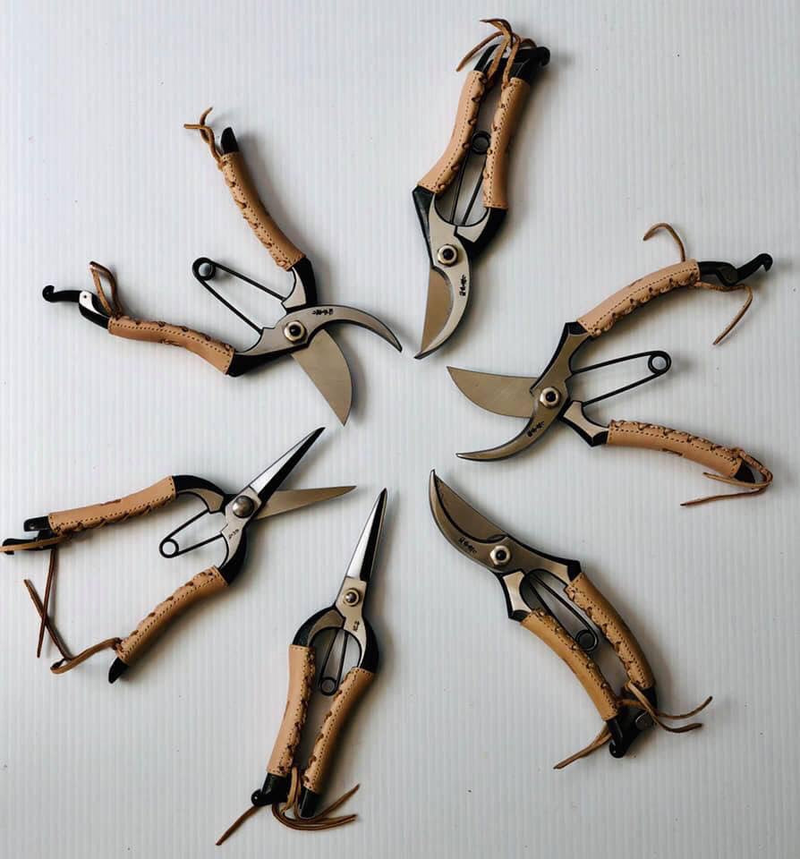 Japanese Handcrafted Secateurs High Carbon Steel Hand Laced Leather Ha ...